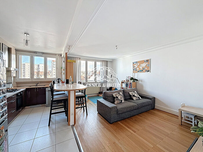 Appartement à vendre - Lyon e , Bachut, Transvaal - 4 pièces - 3 chambres