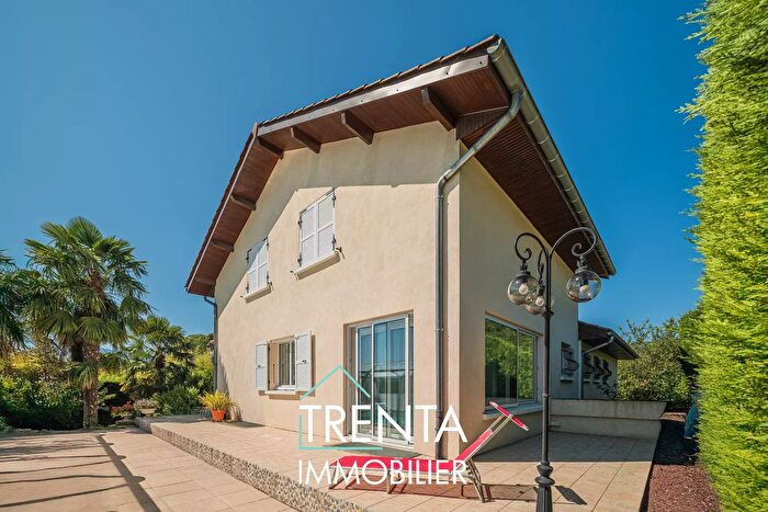 Maison à vendre - Tullins - 6 pièces