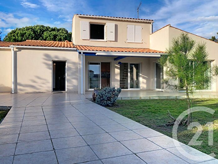 Maison à vendre - Saint-Trojan-les-Bains - 5 pièces - 4 chambres