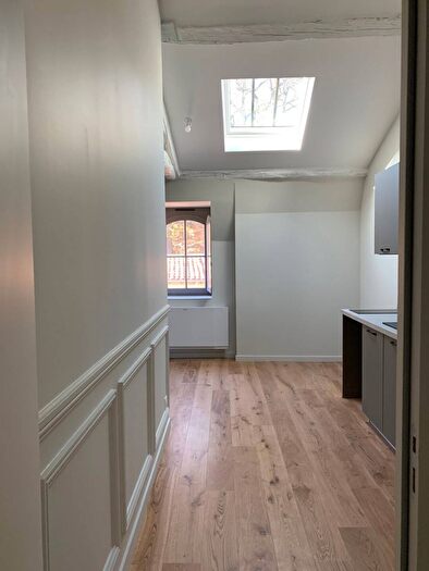 Appartement à louer - Charbonnières-les-Bains - 2 pièces - 1 chambre