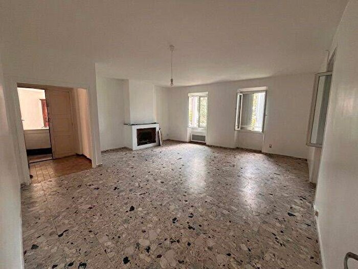 Appartement à louer - Les Vans - 4 pièces - 3 chambres