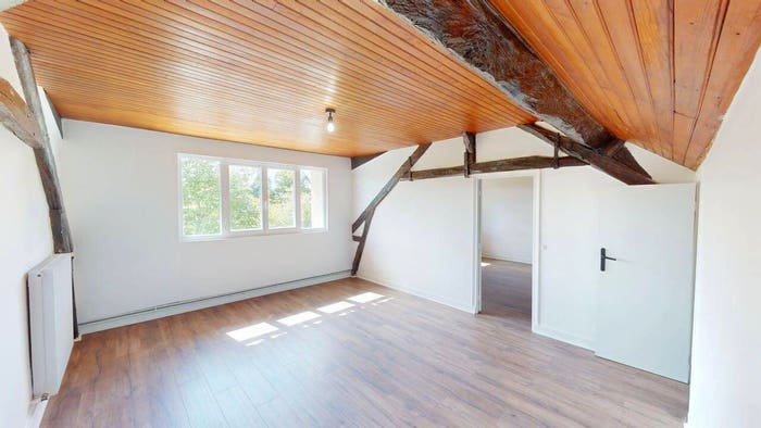 Issou : Appartement 2 pièces à louer
