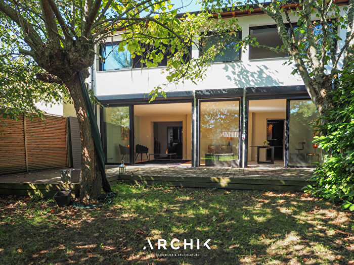 Maison à vendre - Mérignac, Centre-ville - 5 pièces - 4 chambres