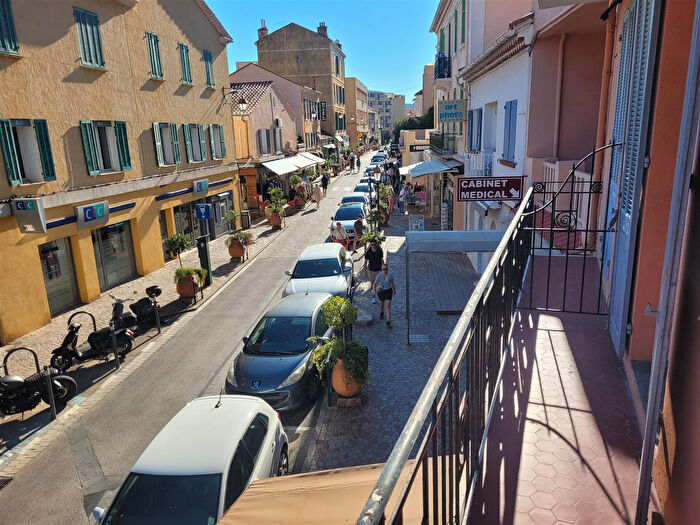 Le Lavandou, Centre-ville, Plage du Lavandou, Pointe Pilon - Appartement 1 pièce à louer