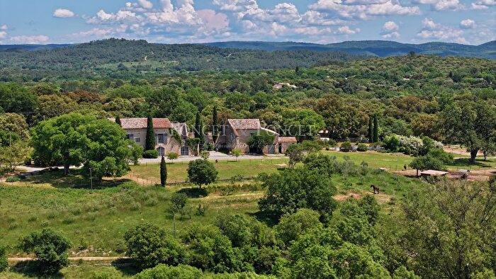 Maison à vendre - Sommières - 18 pièces - 12 chambres