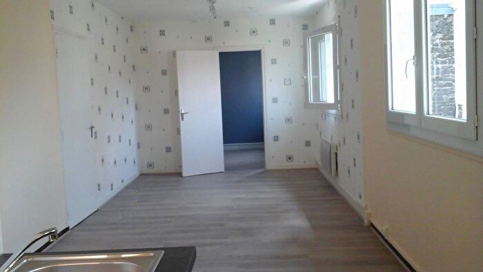 Appartement à louer - Sayat - 2 pièces - 1 chambre