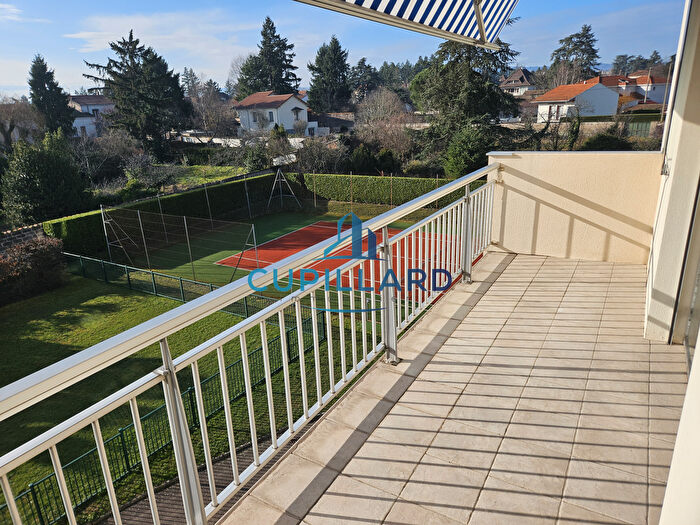 Appartement à vendre - Riorges - 4 pièces - 3 chambres