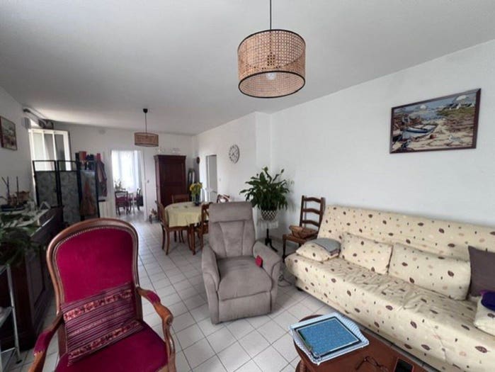 Seiches-sur-le-Loir : Appartement 3 pièces à louer