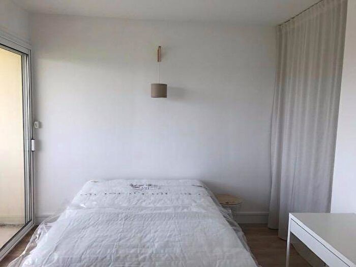 Appartement 1 pièce à louer à Jean-Jaures-Ravezie, Le Bouscat