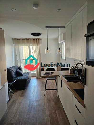 Appartement à louer - Gambetta, Paris ème - 2 pièces - 1 chambre