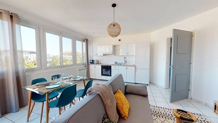 Appartement à louer - Lille Sud - 5 pièces - 4 chambres