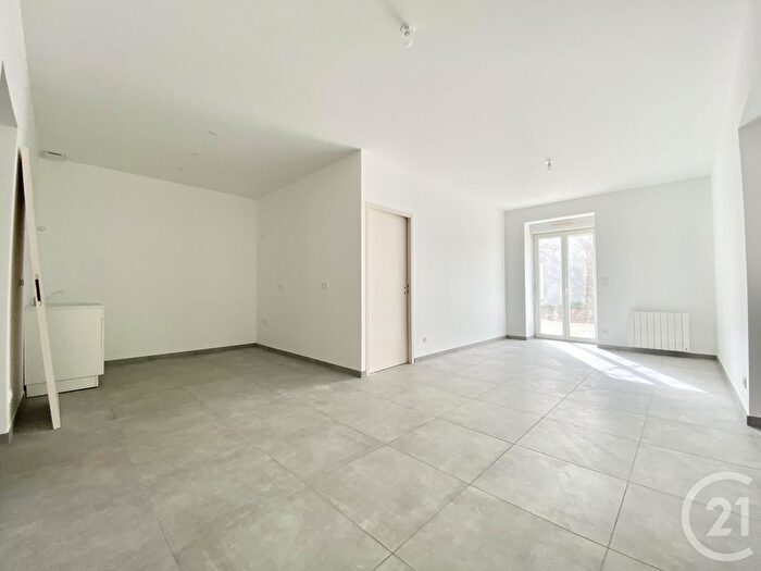 Appartement à louer - Veyrins-Thuellin - 2 pièces - 1 chambre