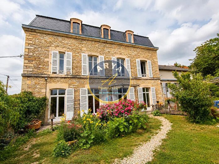 Bligny-sur-Ouche - Maison 8 pièces à vendre