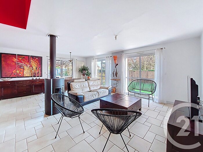 Maison à vendre - La Séguinière - 6 pièces - 5 chambres