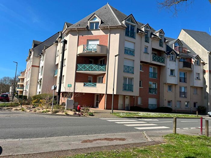 Appartement à louer - Beauvais - 3 pièces - 2 chambres