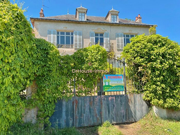 Maison 6 pièces à vendre à Sainte-Colombe