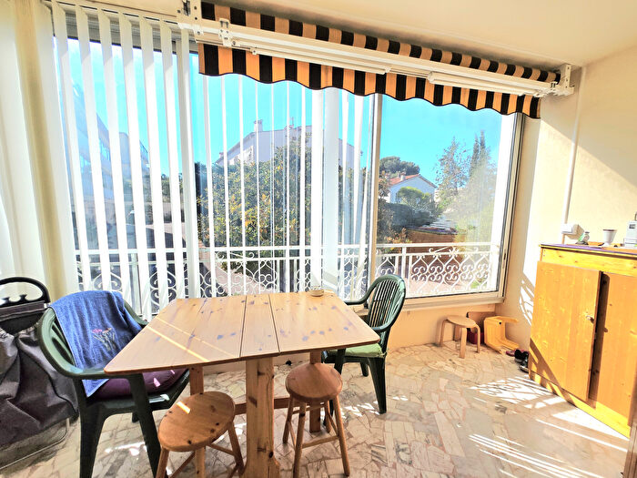 Appartement à vendre - Six-Fours-les-Plages, Les Lones, Bucarin, Fort, Les Playes - 1 pièce - 1 chambre