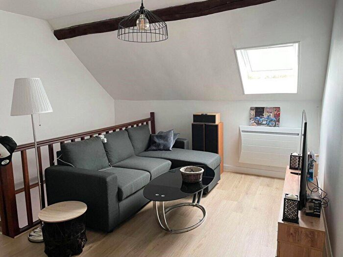 Appartement à louer - Thourotte - 2 pièces - 1 chambre