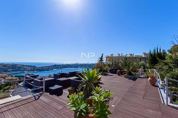 Maison à vendre - Villefranche-sur-Mer - 8 pièces - 4 chambres