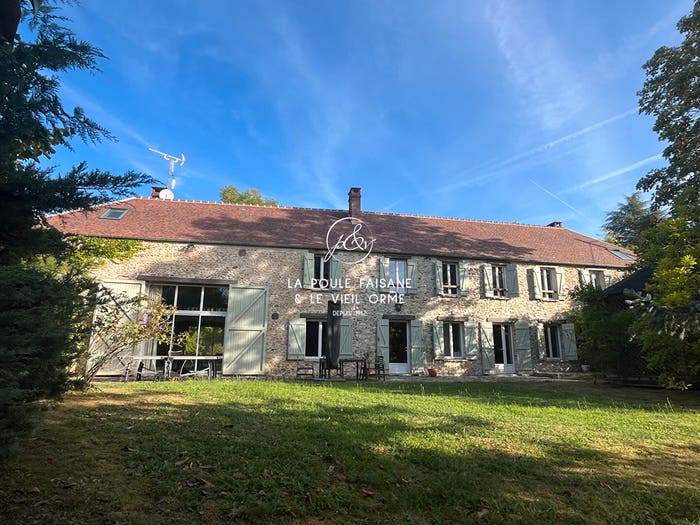 Maison 11 pièces à postalCode, à vendre