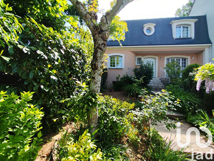 Maison à vendre - Pontault-Combault, Centre commercial - 7 pièces - 5 chambres