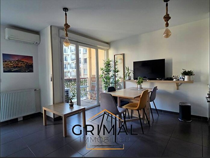 Appartement à louer - Saint Victor, Marseille ème arrondissement - 2 pièces - 1 chambre