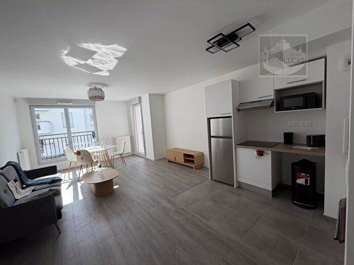 Appartement à louer - Bezons, Colombier - 3 pièces - 2 chambres