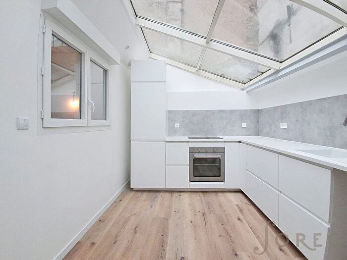 Appartement à louer - Metz, Ancienne ville - 3 pièces - 2 chambres