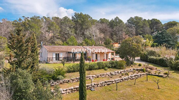 Maison 4 pièces à vendre à Villecroze