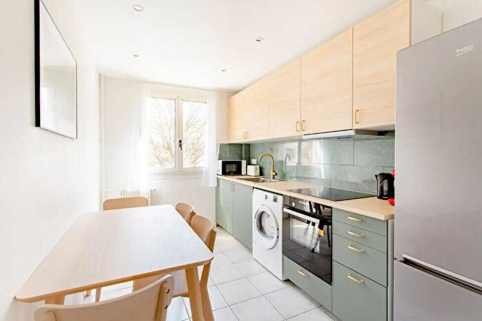 Appartement 4 pièces à louer à Jardin Parisien, Clamart