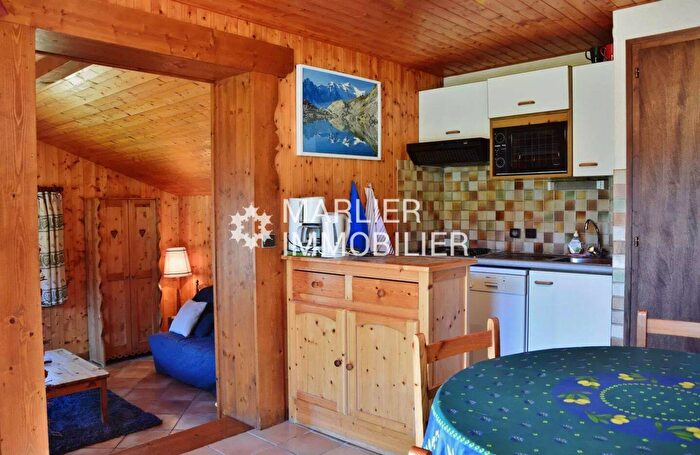 Appartement à louer - Demi-Quartier - 3 pièces - 2 chambres