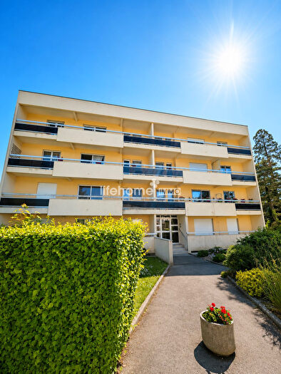 Appartement 4 pièces à Balan, à vendre