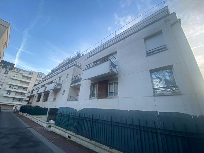 Appartement à louer - Courbevoie, Bécon - 3 pièces - 2 chambres