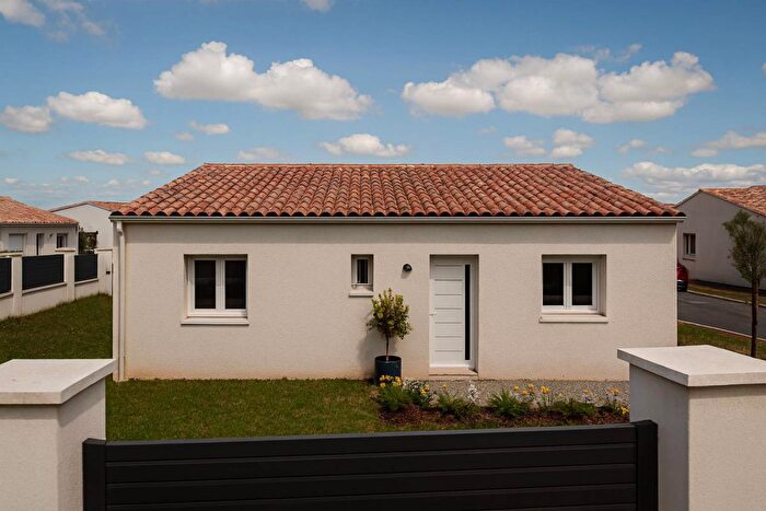 Maison à vendre - Arthès - 4 pièces - 3 chambres