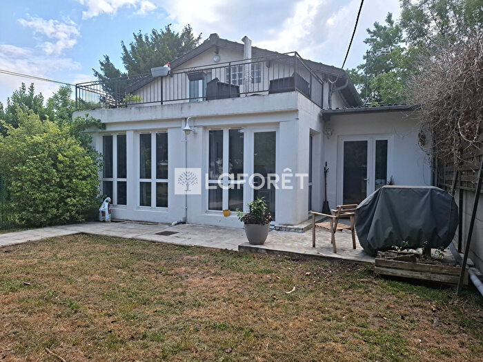 Maison 4 pièces à Montfermeil, Franceville, à vendre