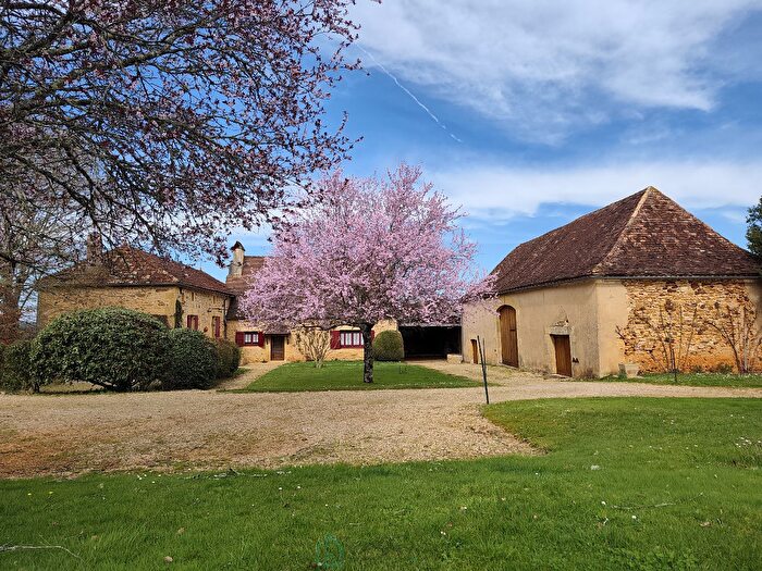 Maison à vendre - Monpazier - 11 pièces - 6 chambres
