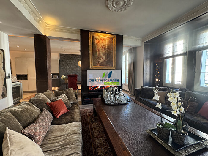 Appartement à vendre - Toulon, Place dArmes - 3 pièces - 2 chambres