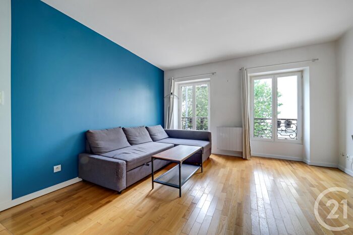 Issy-les-Moulineaux, Les Iles, La Ferme : Appartement 3 pièces à vendre
