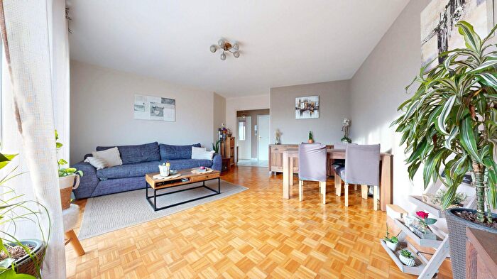 Appartement à vendre - Villeurbanne, Grand Clément - 3 pièces - 2 chambres