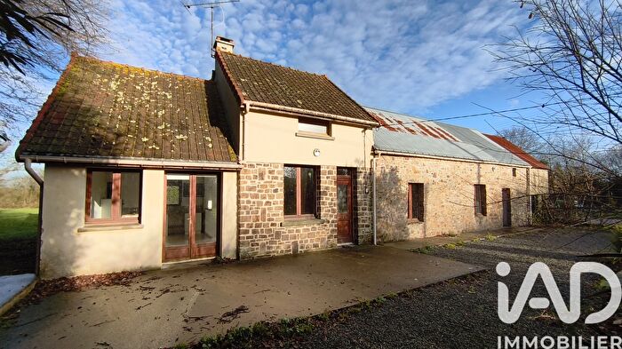 Maison à vendre - Millières - 4 pièces - 2 chambres