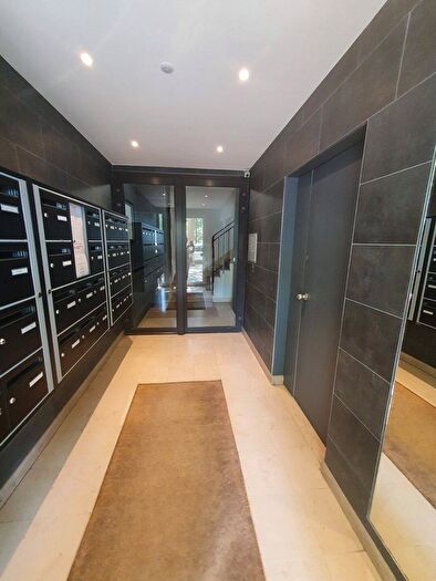 Appartement à louer - Parchamp Albert Kahn, Boulogne-Billancourt - 1 pièce