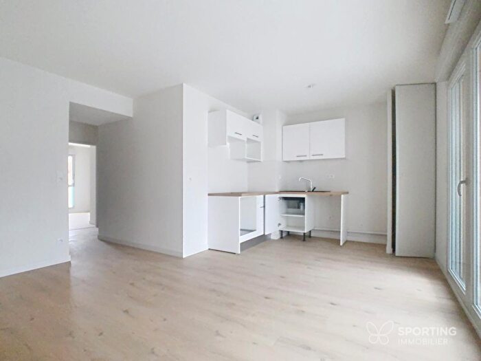 Appartement à louer - Castanet-Tolosan - 3 pièces - 2 chambres