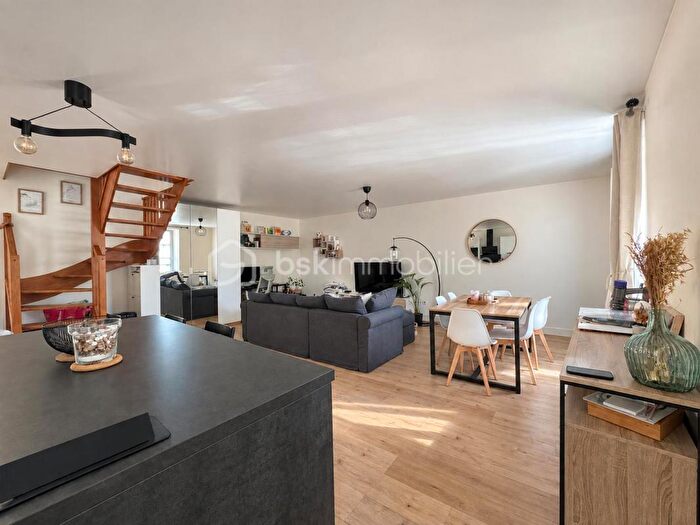 Saint-Vrain - Appartement 3 pièces à vendre