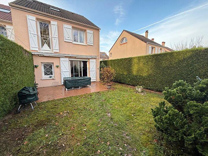 Maison à vendre - Montigny-le-Bretonneux, Le Village - 5 pièces - 4 chambres