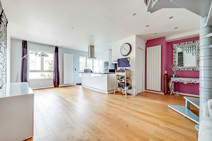 Appartement à vendre - Bagneux, Centre-ville - 3 pièces - 2 chambres