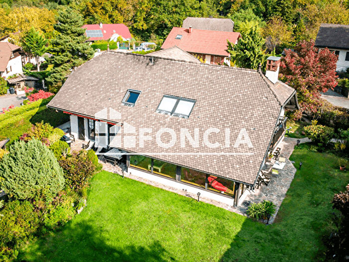 Maison à vendre - Viry - 6 pièces - 5 chambres