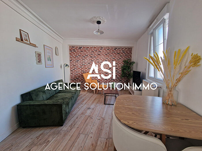 Maison à louer - Laval, Hilard - 3 pièces - 2 chambres