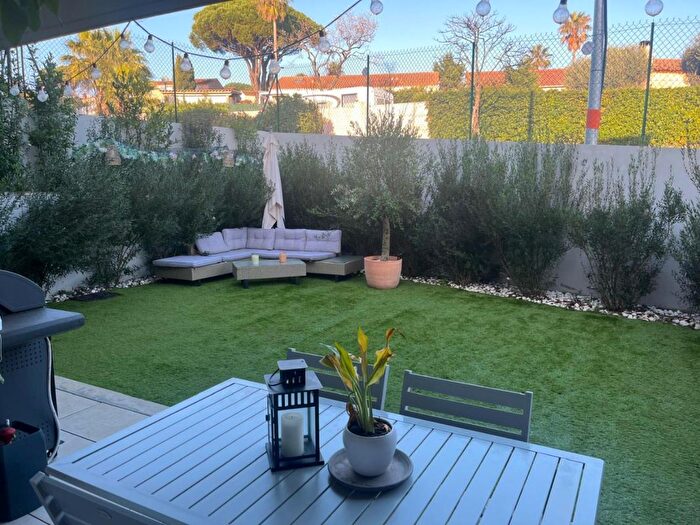 Appartement à louer - Cogolin, Rialet, Colombier - 3 pièces - 2 chambres