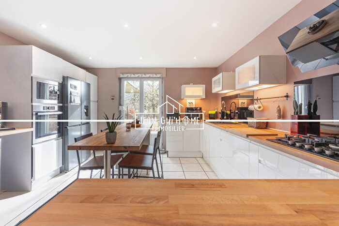 Maison à vendre - Saint-Nabord - 16 pièces - 11 chambres