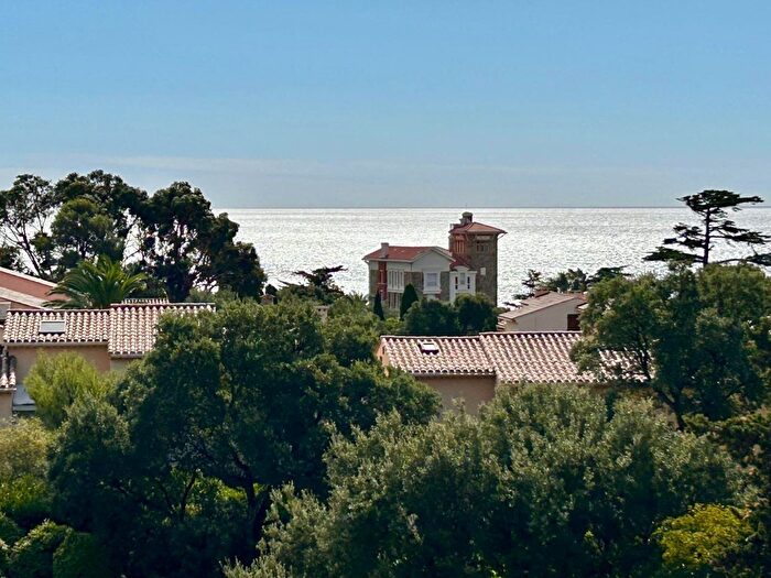 Appartement à vendre - Fréjus, Saint-Aygulf - 2 pièces - 1 chambre